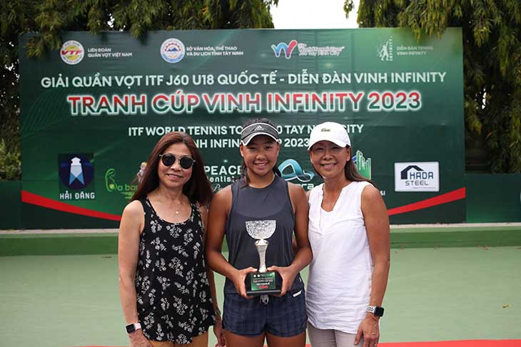 Kenzie Nguyễn - tay vợt Việt kiều 15 tuổi gây “sốt” giải tennis Diễn Đàn Vinh Infinity Cup 2023